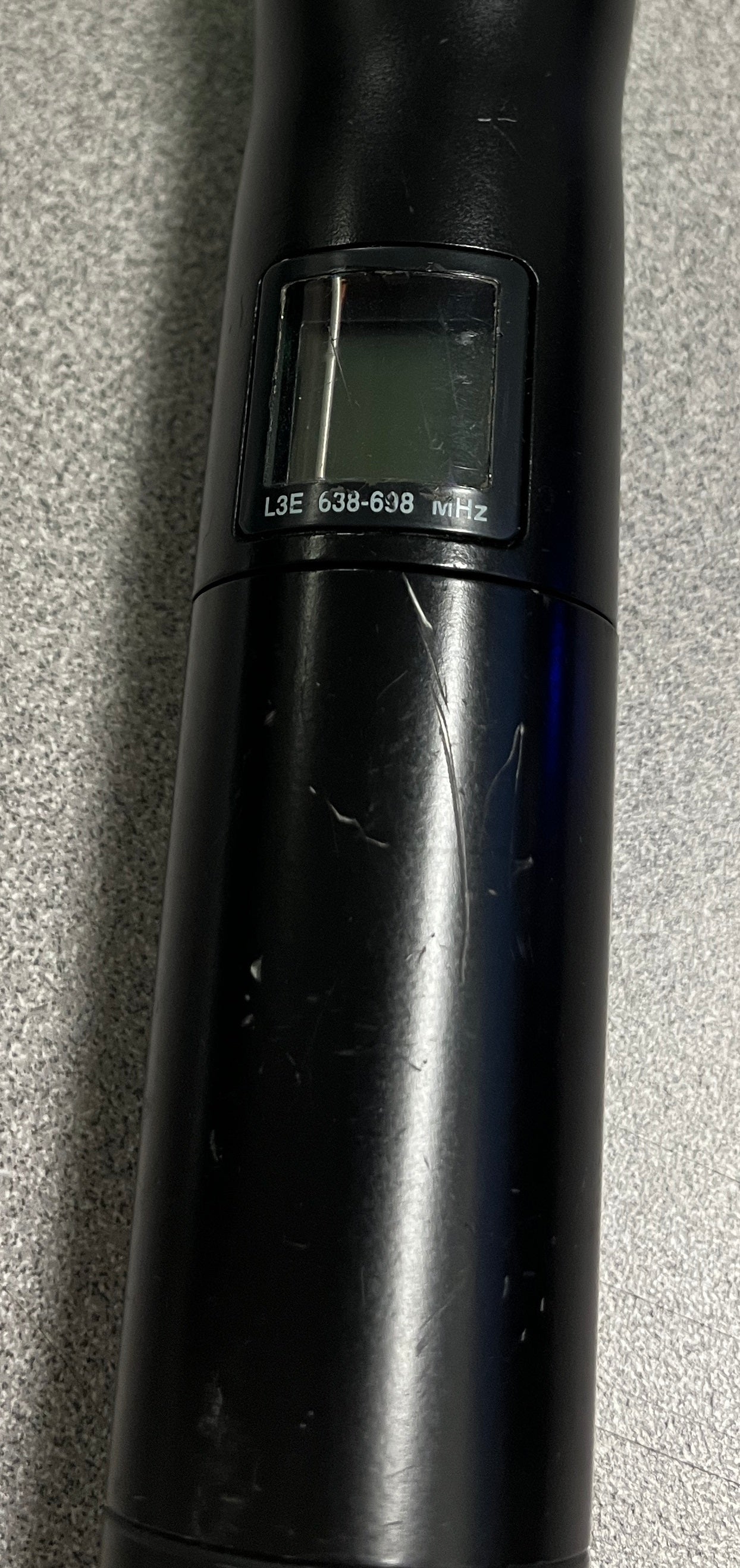 Shure UR2 Handheld Transmitter (L3E, 638 - 698 MHz) – CLAIR Used Gear