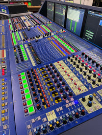 Midas XL8 Mixing System with Touring Case – CLAIR Used Gear